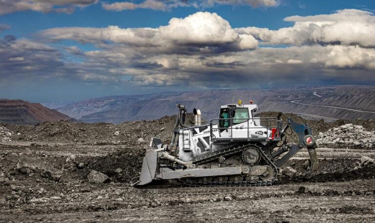 Liebherr and Trimble Boost Dozer Efficiency with Integrated Grade ...